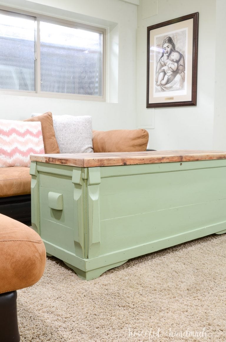 Upcycled Chest to Coffee Table - Houseful of Handmade