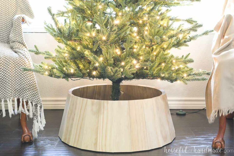 DIY Wooden Christmas Tree Collar - Houseful of Handmade