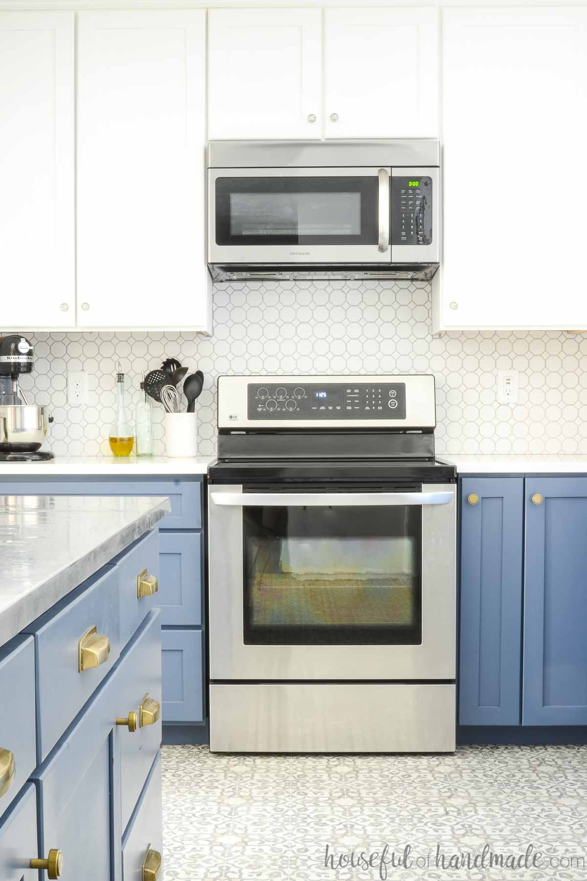 How to Build a Pull Out Spice Rack Cabinet - Houseful of Handmade