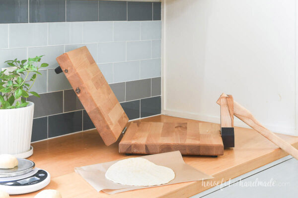 DIY Tortilla Press Plans - Houseful of Handmade